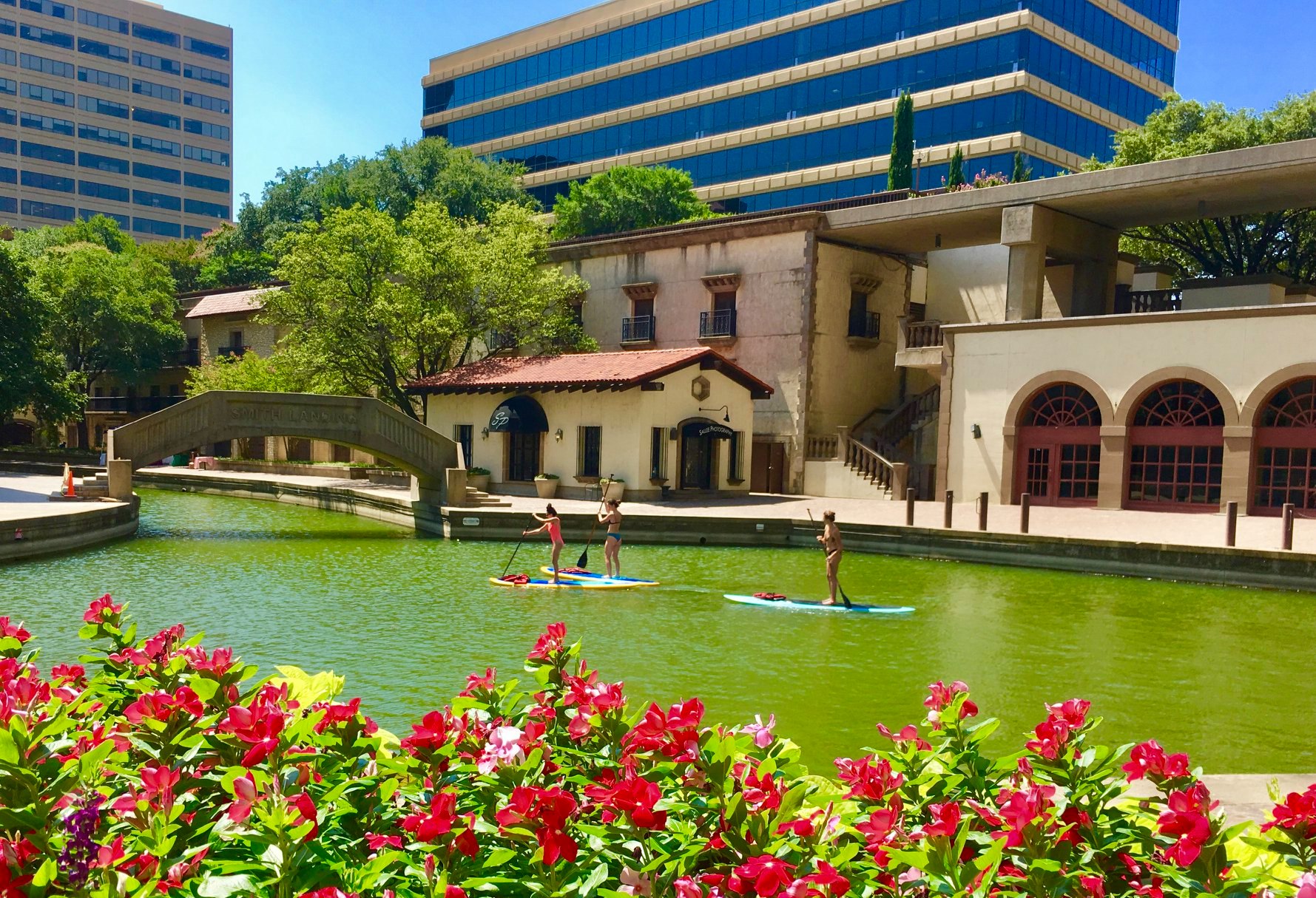 Home - Las Colinas Association