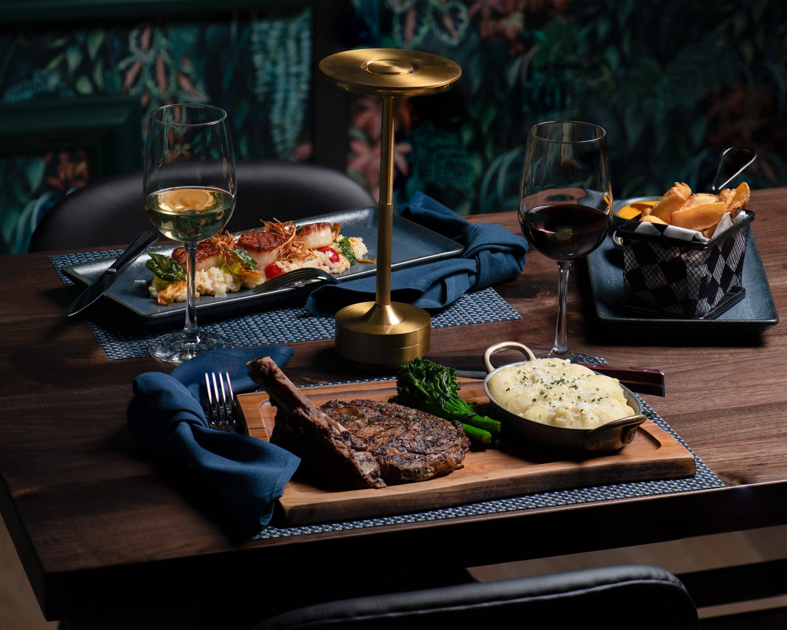 Las Colinas Restaurant Guide - Las Colinas